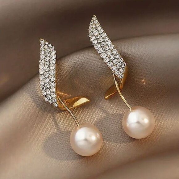 Private Label | Jewelry | New Bellamy 4k Gold Plated And Pave Crystal ...